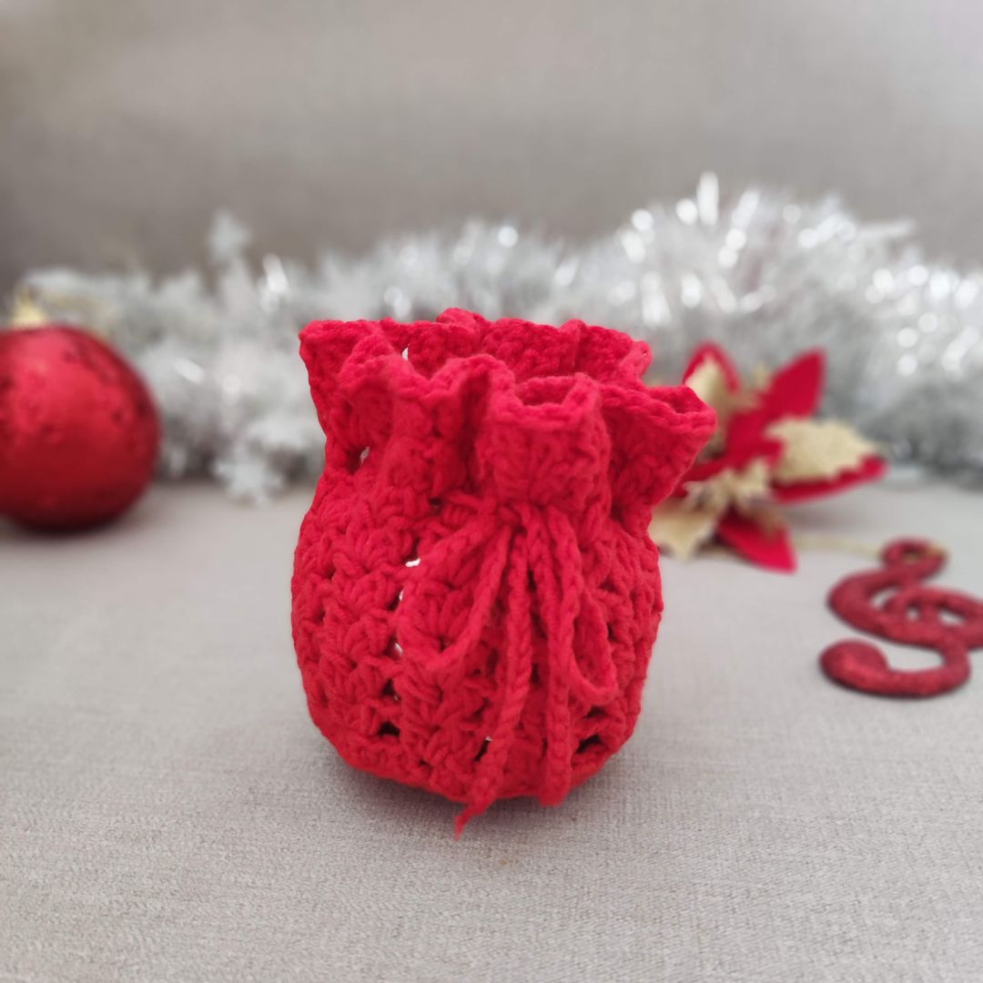 Quick crochet gift bag pattern - Fosbas Designs