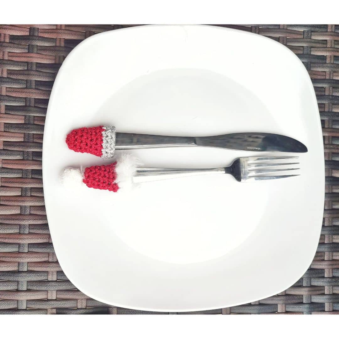 Crochet Christmas spoon and fork hat - Fosbas Designs