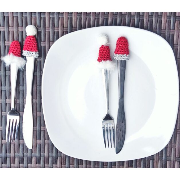 Crochet Christmas spoon and fork hat - Fosbas Designs