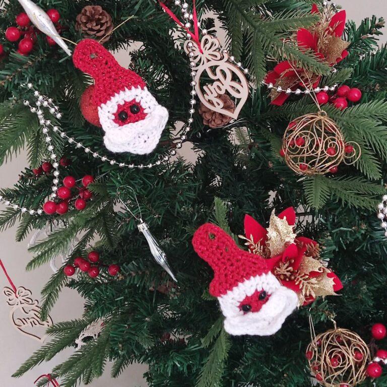 Santa Applique Free Crochet Pattern - Fosbas Designs