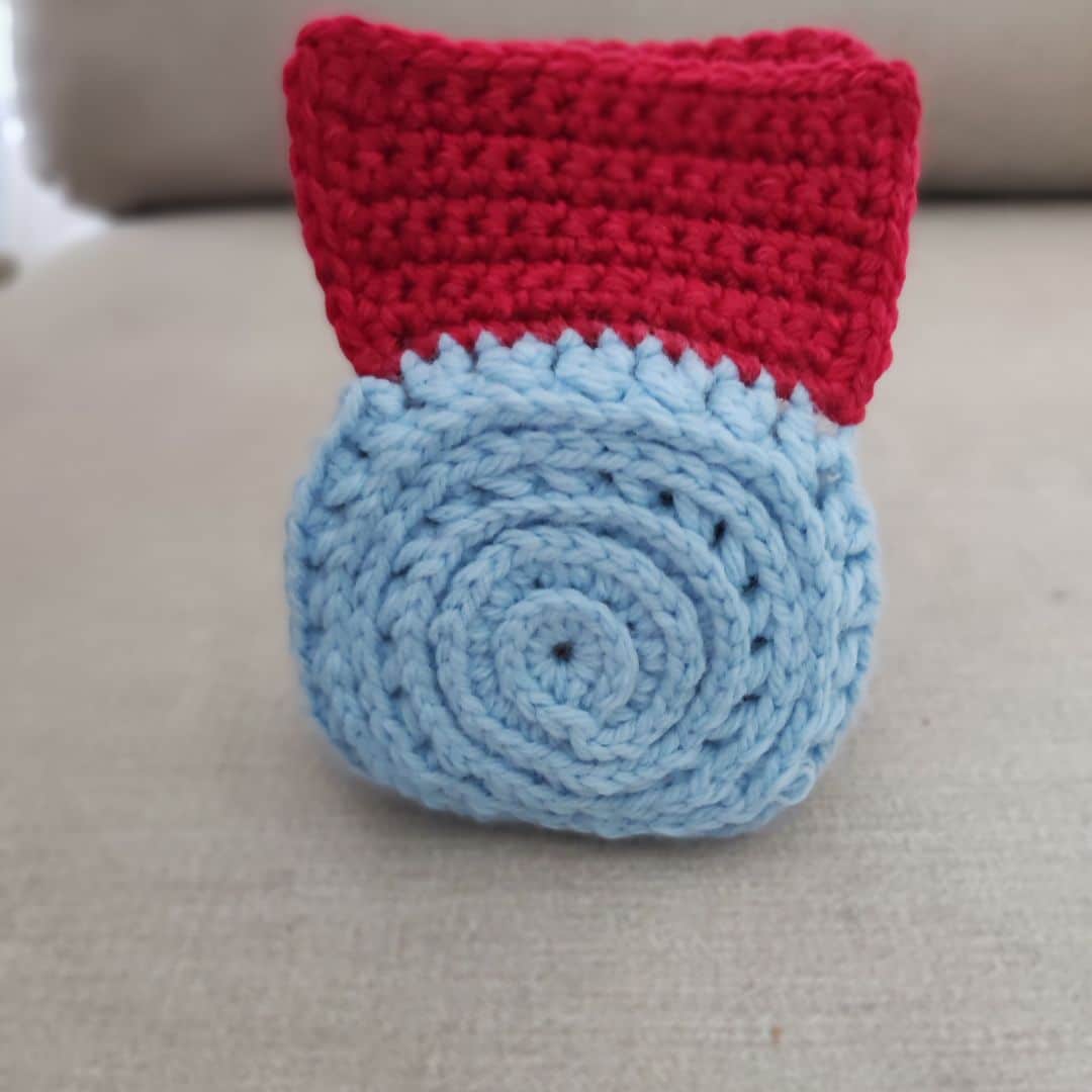 Easy Crochet Coin Purse Pattern (Free) - Fosbas Designs