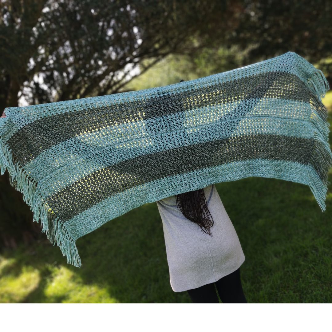 Best rectangular crochet shawls free patterns - Fosbas Designs
